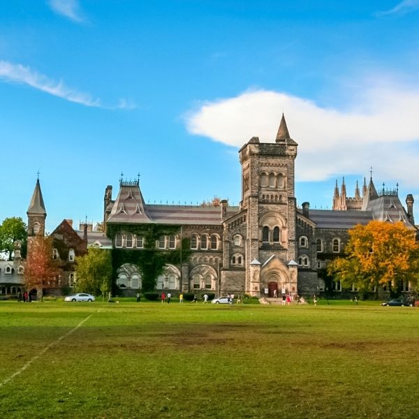 University of Toronto Acceptance Rate: Everything You Need to Know - LiwinCo